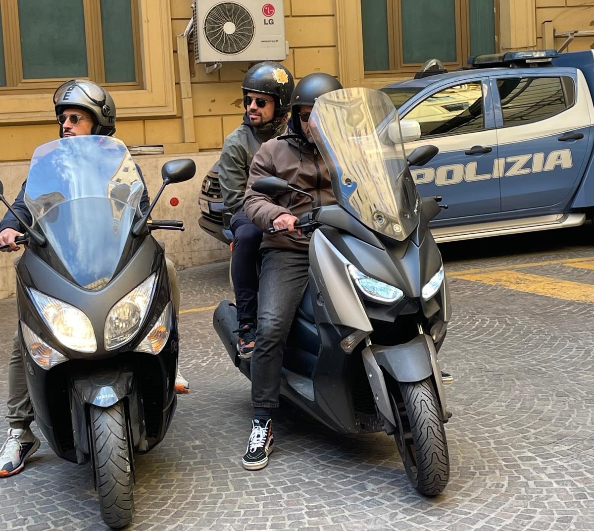 Tor Bella Monaca, in manette 4 pusher. Sequestrati oltre 150 involucri ...